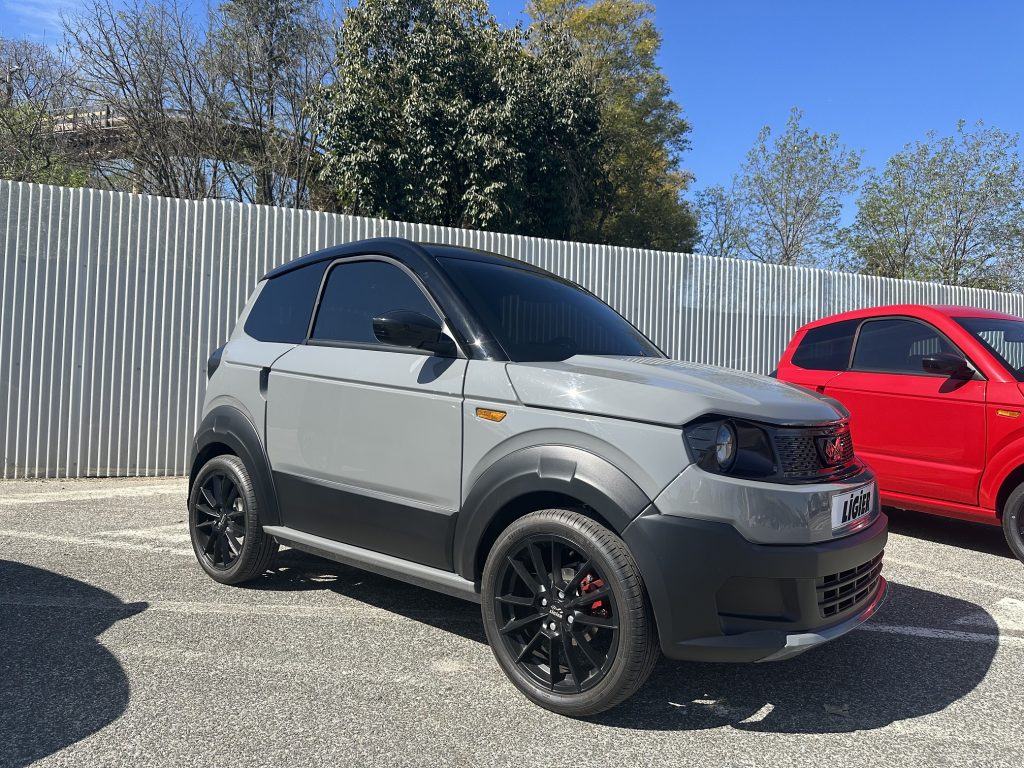 LIGIER MYLI. EL MICROCAR ELECTRICO CON AUTONOMIA DE HASTA 192 KMS ...